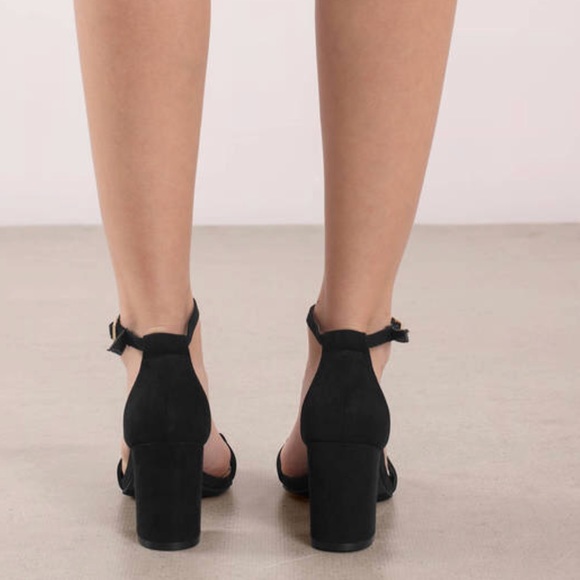 Urban Outfitters | Shoes | Nib Black Metal Detail Kitten Block Heel ...